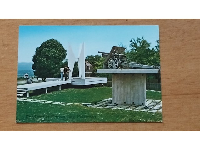Bosanski Petrovac - Spomenik - Bosna - Čista
