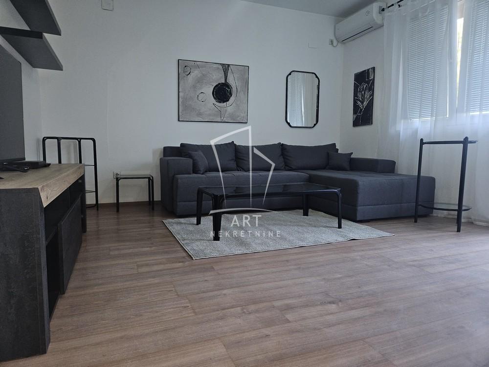 Ledine, odličan 3.0 stan, namešten ID#11938 500 €