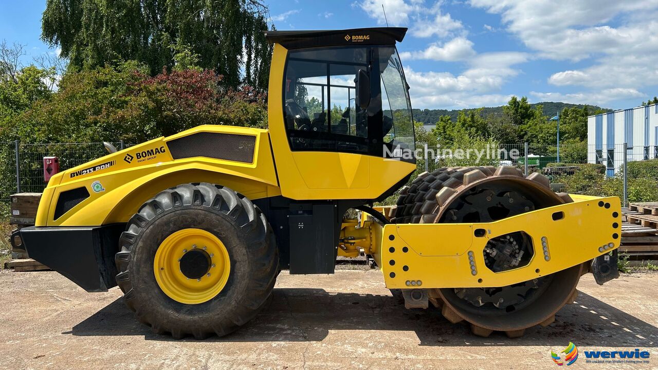 BOMAG BW 213 PDH-5 Padfoot kompaktor s jednim valjkom