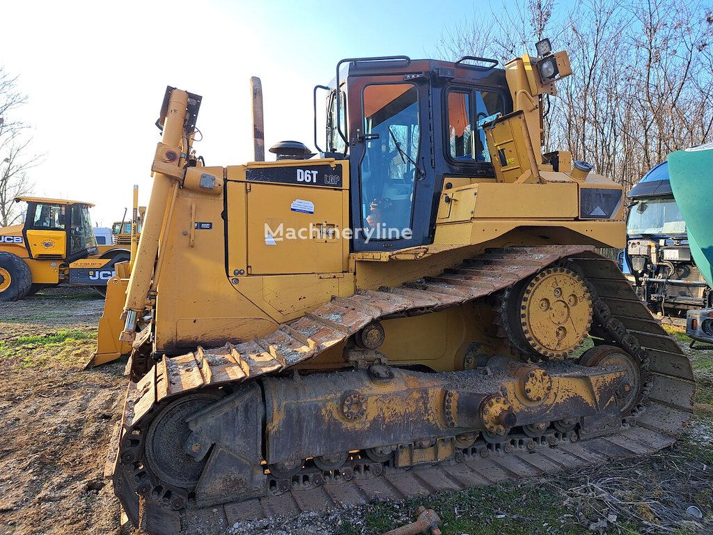 Caterpillar D6T LGP buldožer