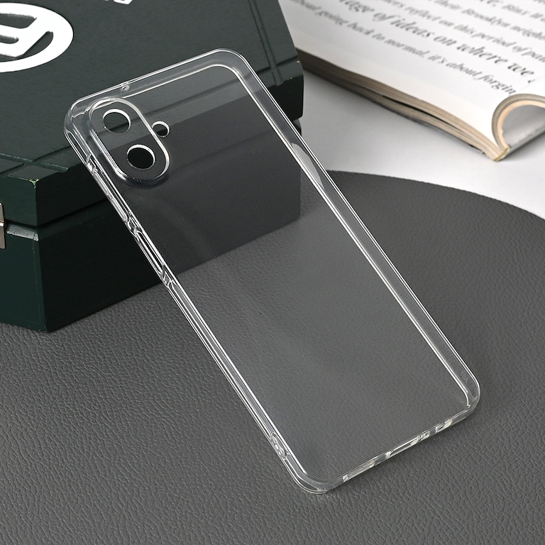 Silikonska futrola Skin za Samsung A075F Galaxy A07 Transparent