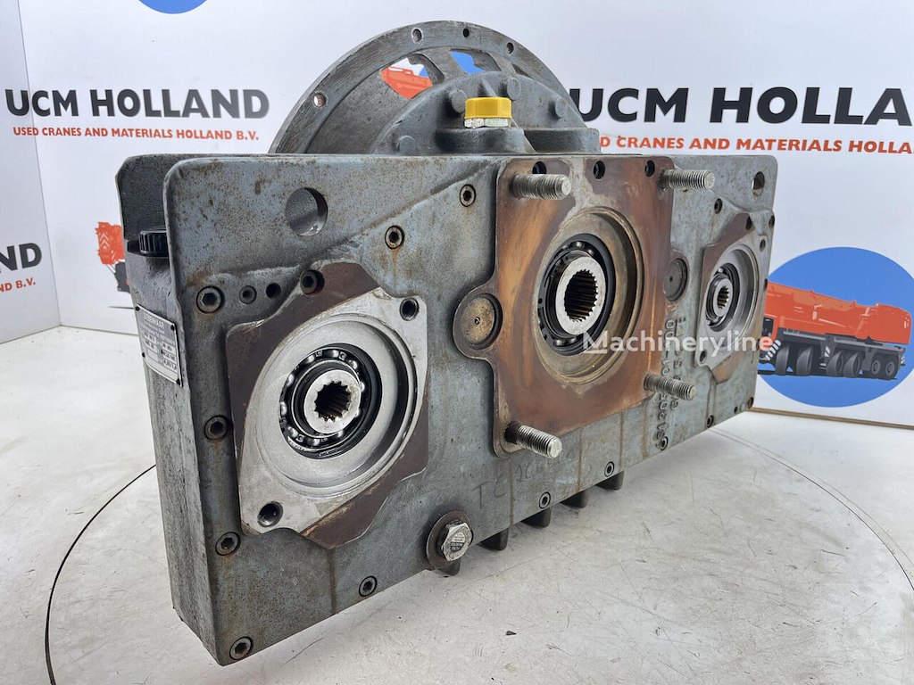 Compact truck CT.2 Distributor gearbox prenosni menjač za autodizalice