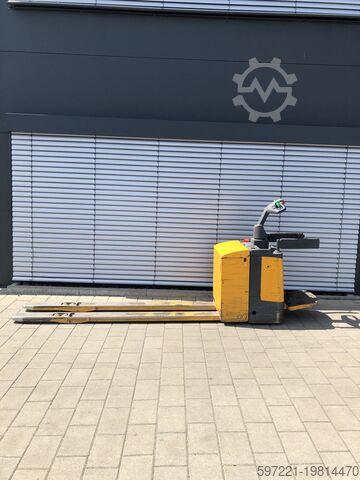 Horizontalni uređaji za izdvajanje narudžbina
Jungheinrich ERE120 | 2400mm
