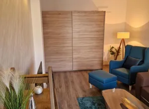 Izdavanje Stan - Beograd, Novi Beograd: Bežanijski blokovi