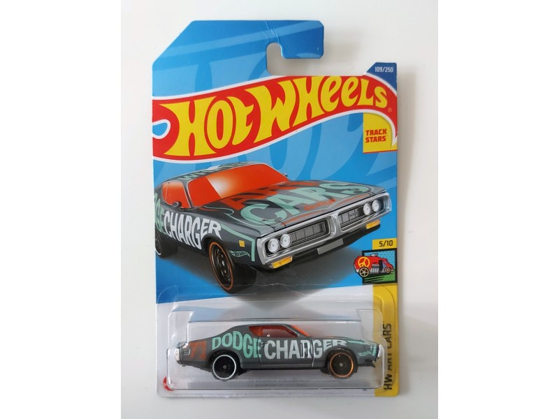 Hot Wheels 71 Dodge Charger Long card