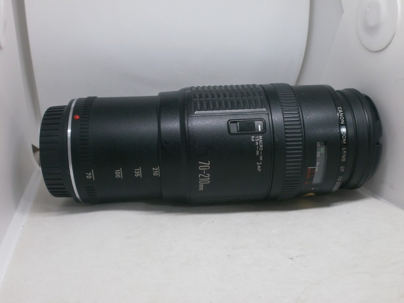 Canon EF 70-210mm f4 Zoom Lens