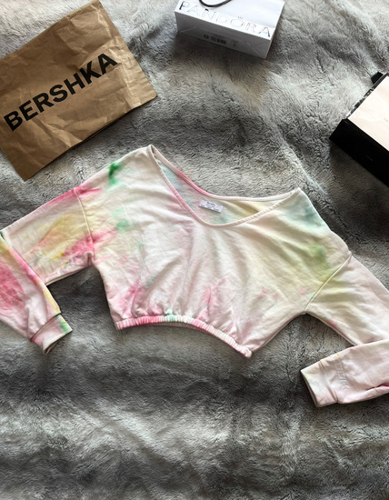 Bershka duks