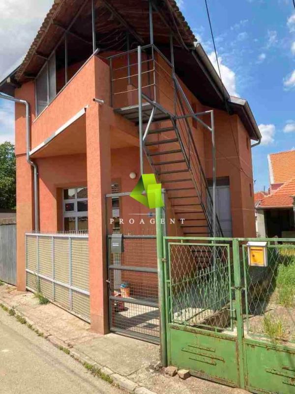 Kuća na prodaju, 90m2, 83.500€