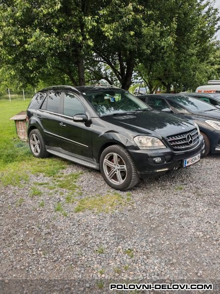 Mercedes ML Kompletan Auto U Delovima