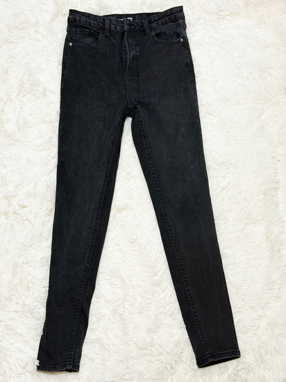 Sinsay crne denim farmerice