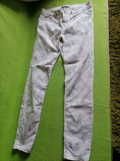 Cvetne pantalone Zara Trafaluc RASPRODAJA
