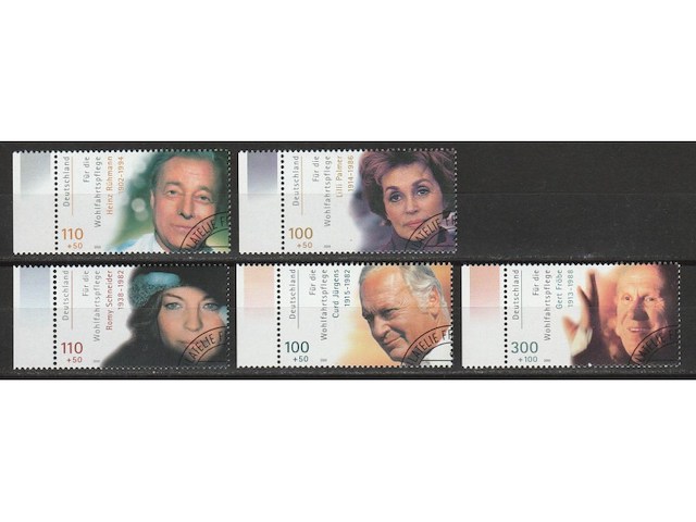 International Movie Actors - 2000