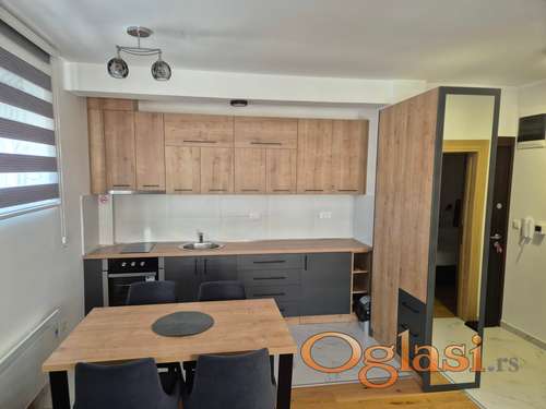 Kvadratura - 40 m2 Jednosoban Namešten, Zlatibor