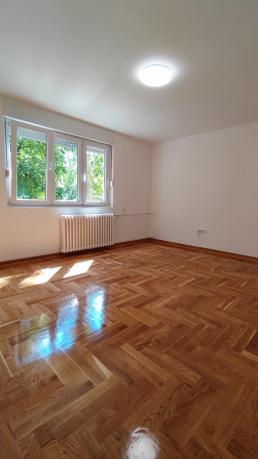 NOVI SAD - DETELINARA - 48. 00 m2
