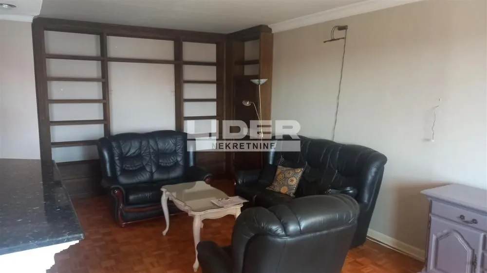 Prodaja, trosoban stan, 76m2, Novi Beograd Blok 71, Novi Beograd, Beograd