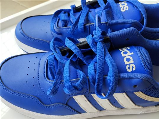ADIDAS Patike 40 broj
