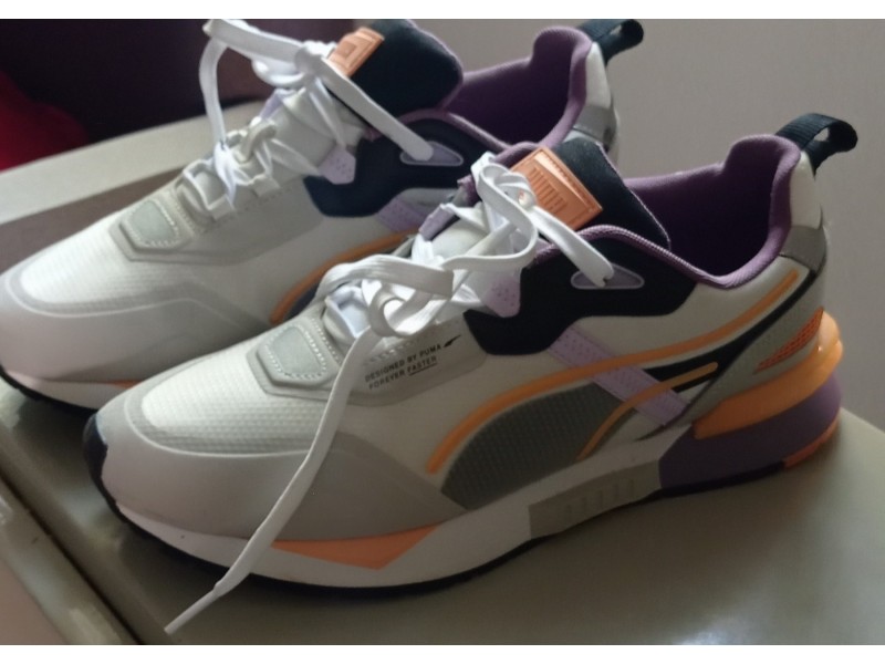 Nove patike Puma,sa gazistem vrg,ventilacija..br 41