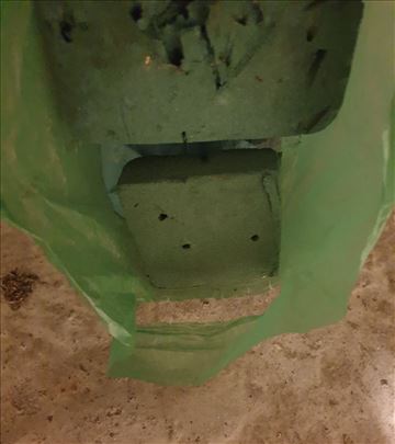 Pakovanje sunđera za cvetne aranžmane za 1 cenu