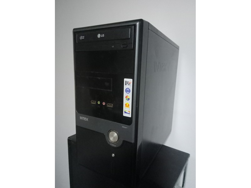 Racunar phenom,ssd,hd,ram