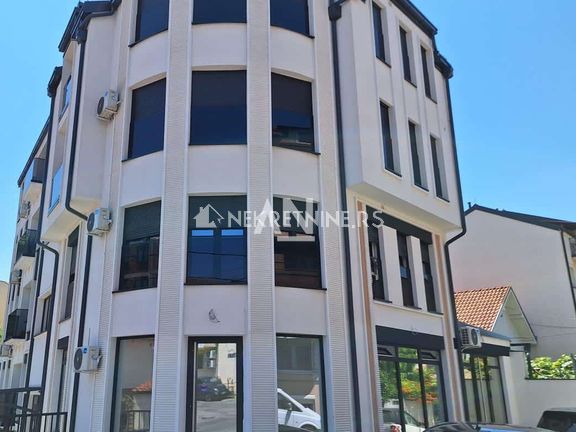 Zvezdara, Učiteljsko naselje, Sv. Klimenta, lokal od 103m2, ID#21136