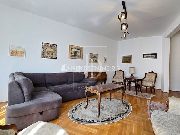Stan Beograd izdavanje,Vračar, Hram Svetog Save, terasa 85M2