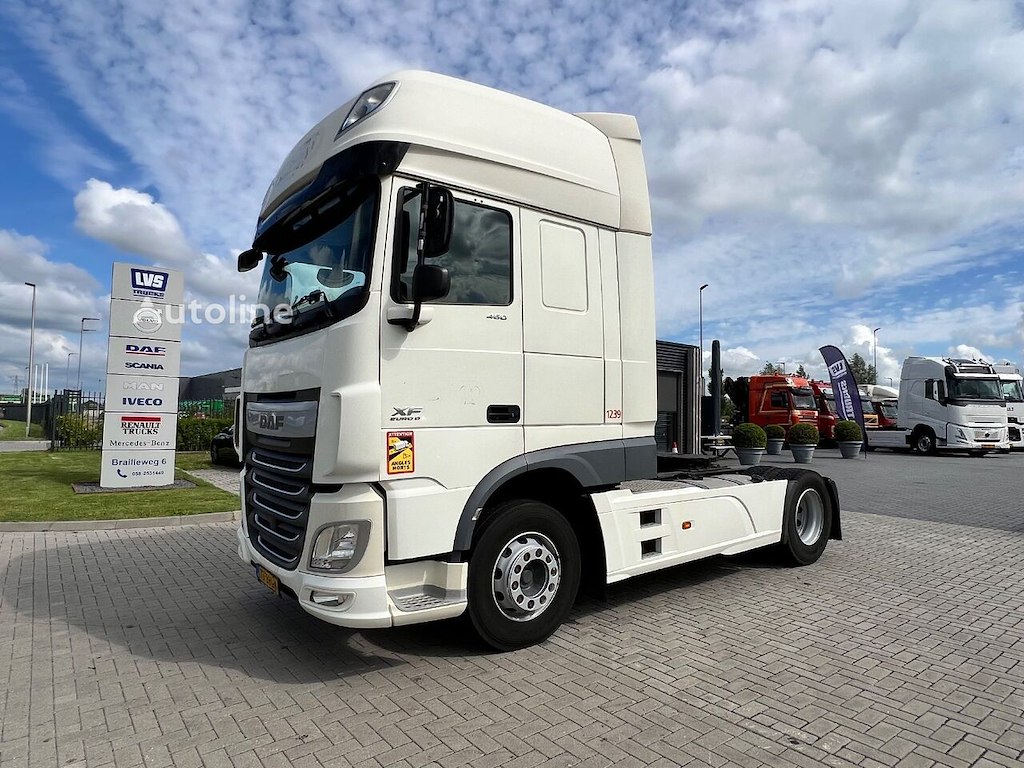 DAF XF 460 4x2 Trekker SSC / 2x Tank / full spoiler tegljač