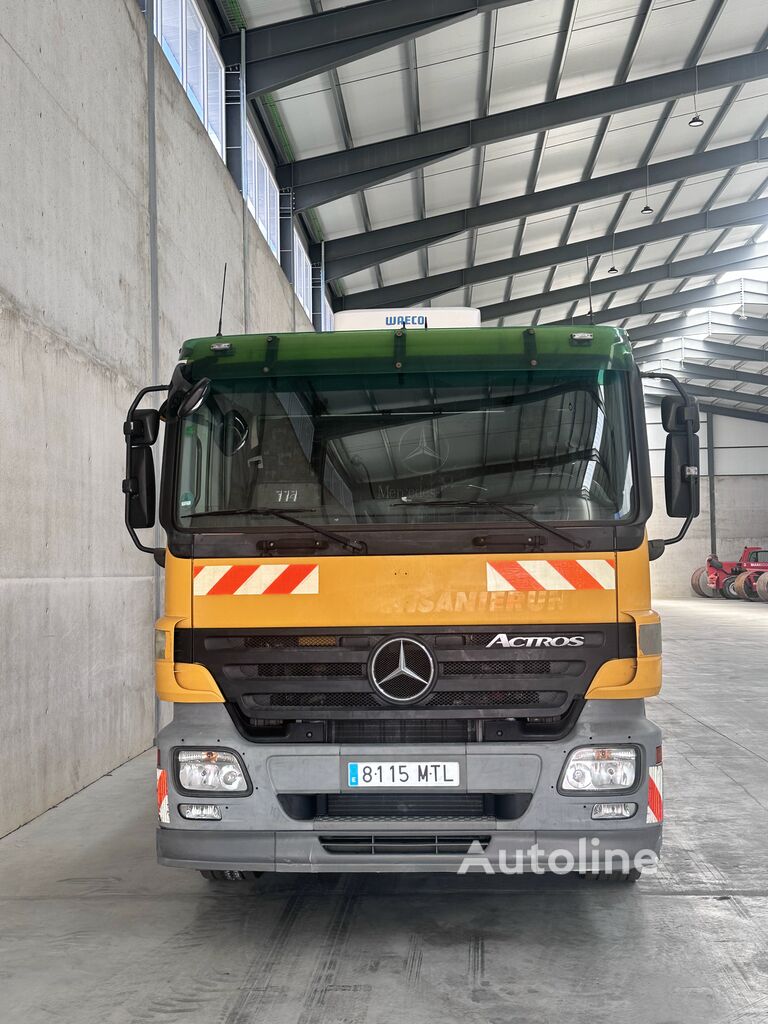 Mercedes-Benz Actros 1846 LS. tegljač