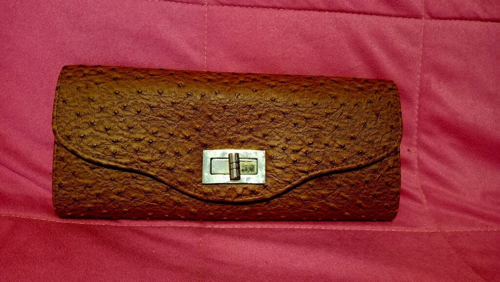 Elegantna torbica, Handmade, Materijal: Veštačka koža