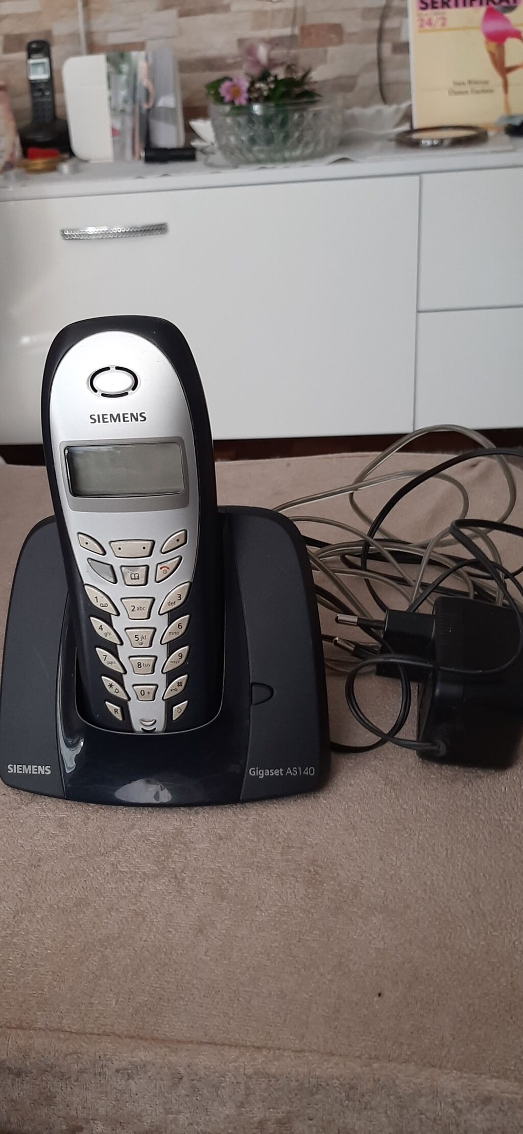 "SIEMENS" FIKSNI TELEFON