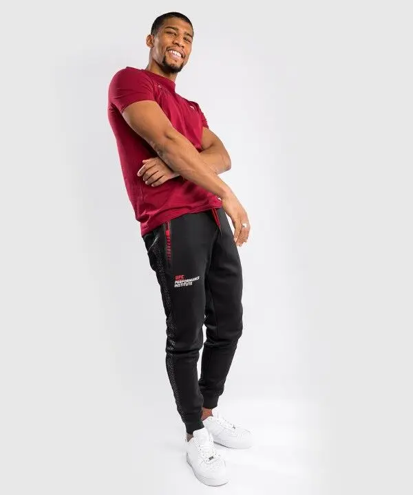 Venum Muški donji deo trenerke UFC Performance Institute, 2XL, Crno-crveni