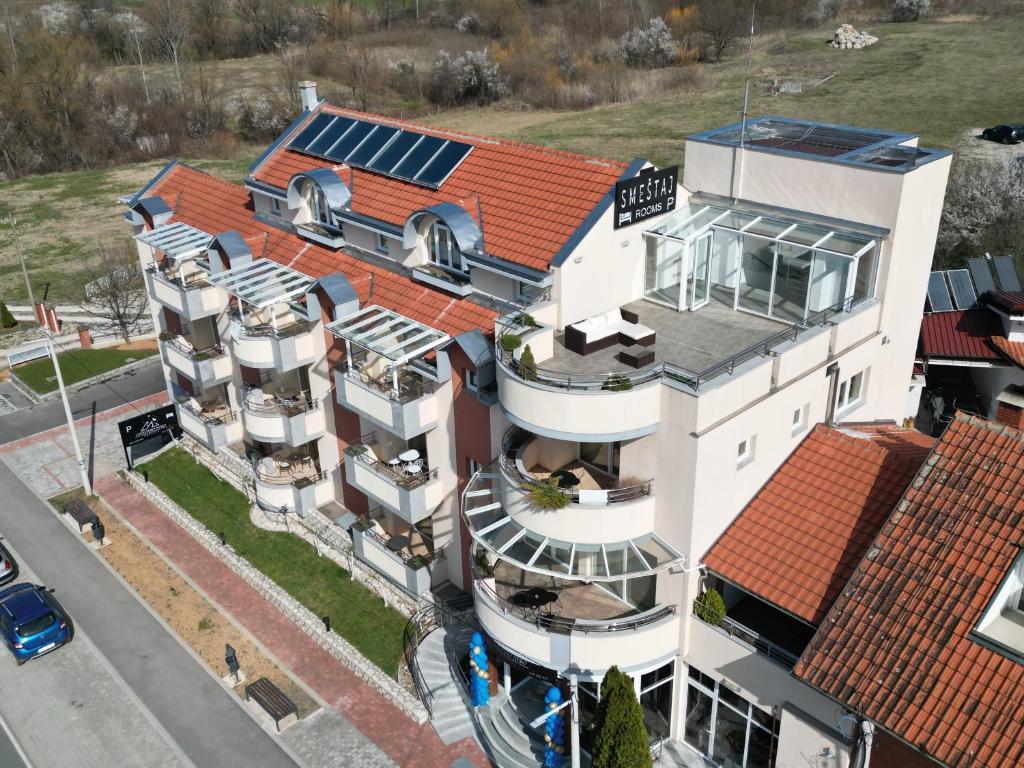 APARTMANI ZVEZDANO NEBO