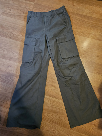 H&M kargo pantalone