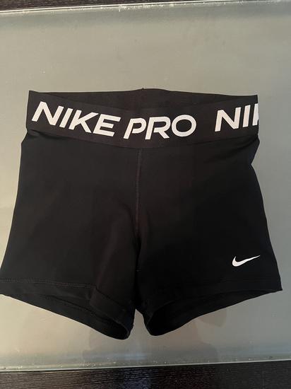 Nike pro sorc