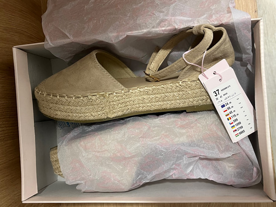 Nove espadrile zenske