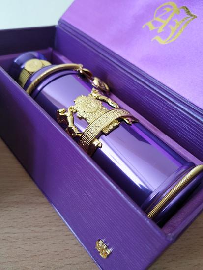 Iris Violet Alexandre. J