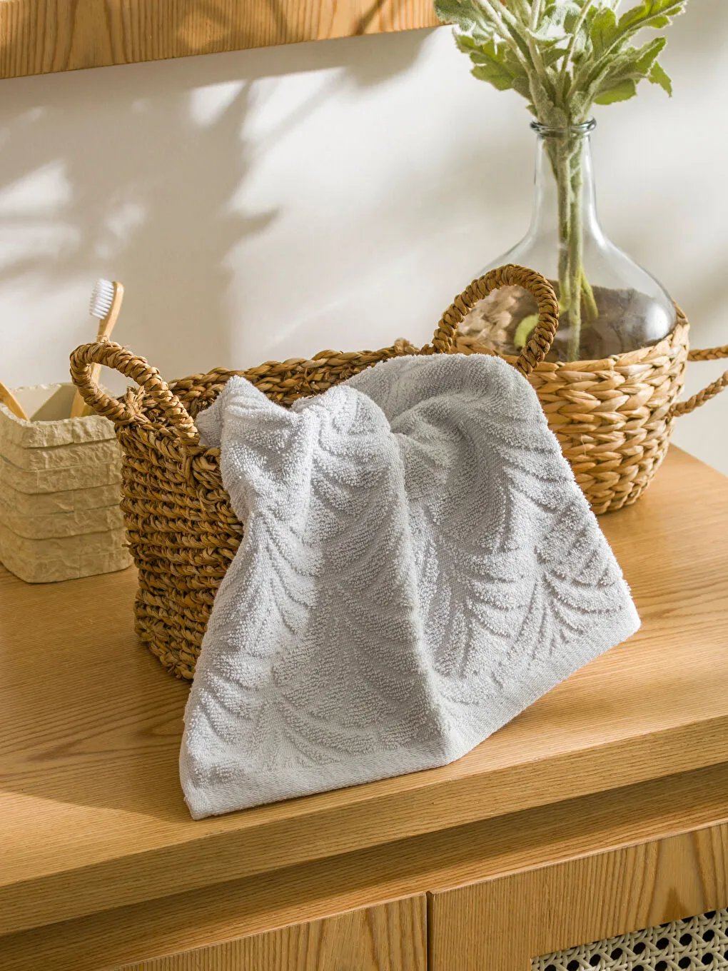 LCW HOME Vezeni pamučni ručni peškir 50x80 cm