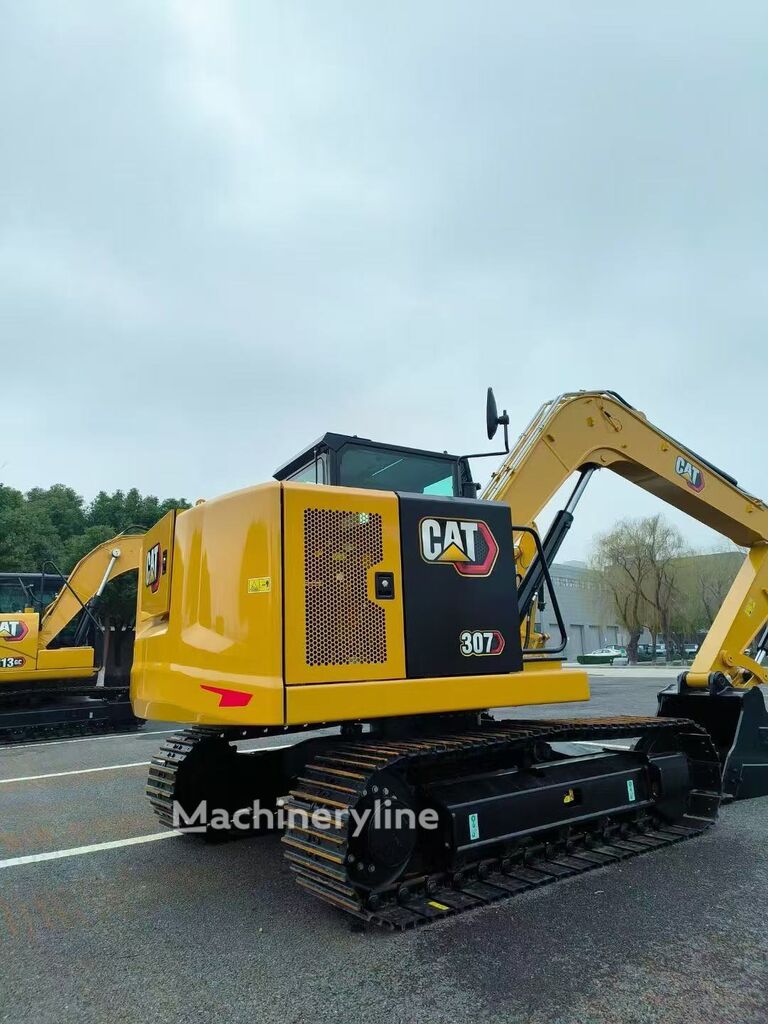 Novi Caterpillar 307 midi bager