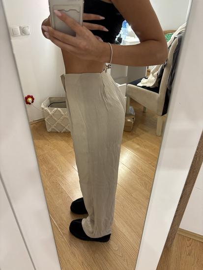 zara satenske pantalone
