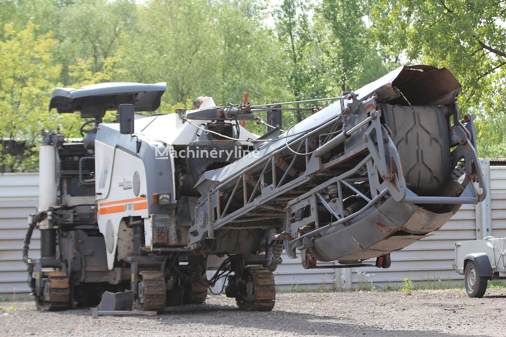 Wirtgen W100 F glodalica za asfalt