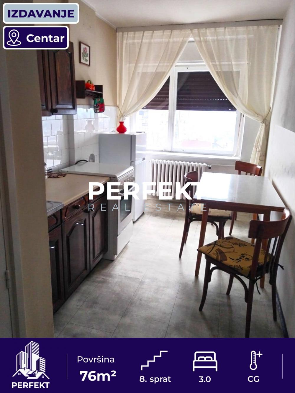 Centar, trosoban 73m2, namešten 300 €