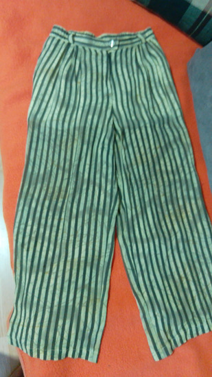 Tanke svilenkasta pantalone 7/8 br 40