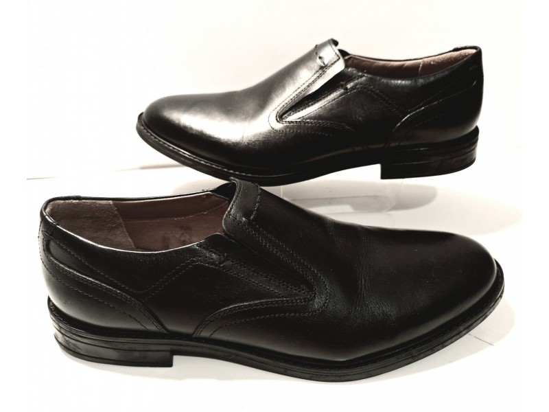 NOVE KOZNE ,,CLAUDIO CONTI,, muske cipele br.41