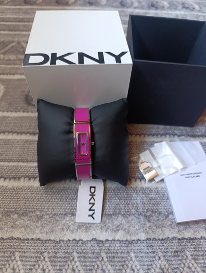 DKNY sat original nov