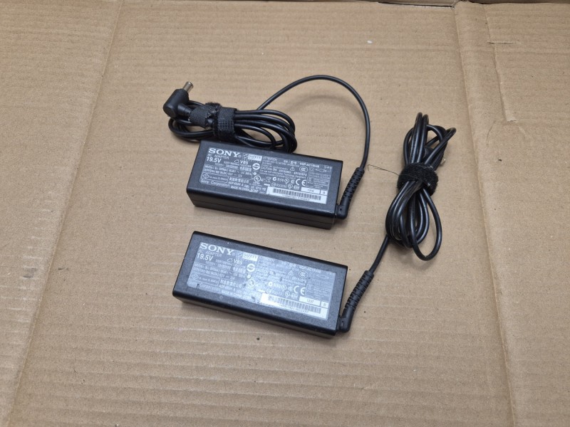 Sony 19.5V 3.3A Punjac Br 10