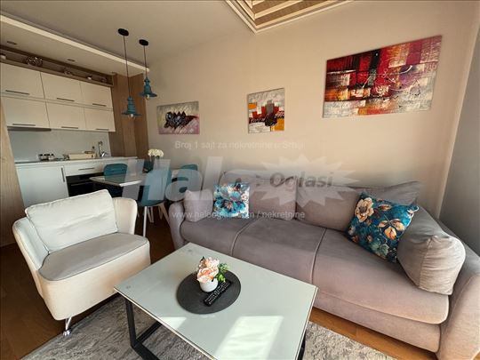 Ekskluzivno – Lux apartman u srcu Zlatibora 39m2