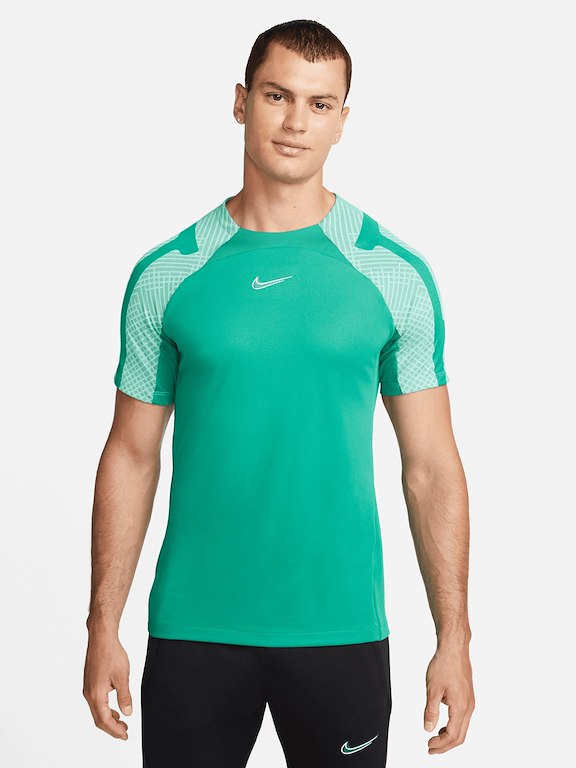 NIKE Muška majica M DF STRK SS TOP K
3483,00 RSD 
4645,00 RSD (-25%) Najniža cena u poslednjih 30 dana*
4645,00 RSD (-25%) Najniža cena u poslednjih 30 dana*
4645,00 RSD (-25%) Redovna cena