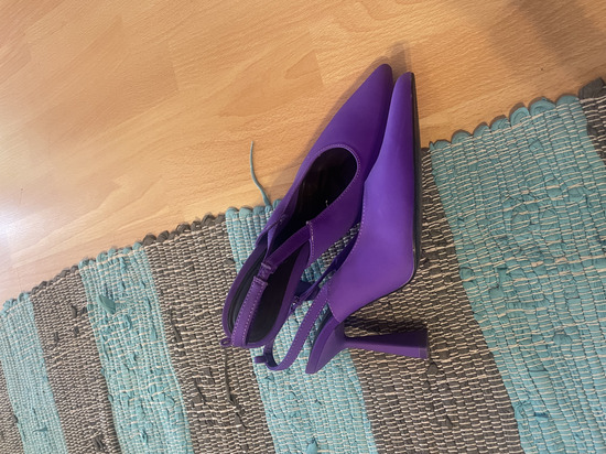 Zara salonke sandale