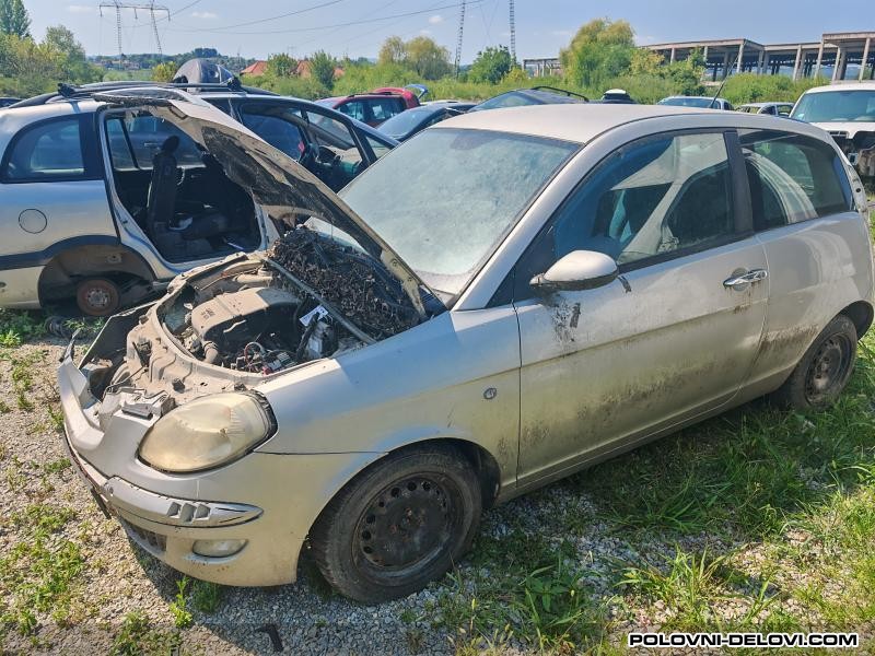 Lancia Y 1.2b Kompletan Auto U Delovima
