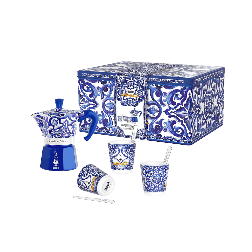 Bialetti Dolce & Gabbana Box Moka Express Blu Mediterraneo za 3 šolj., 3 porcelanske šoljice i 3 srebrna mešača