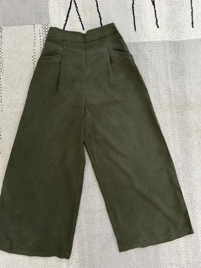 Zara pantalone 900